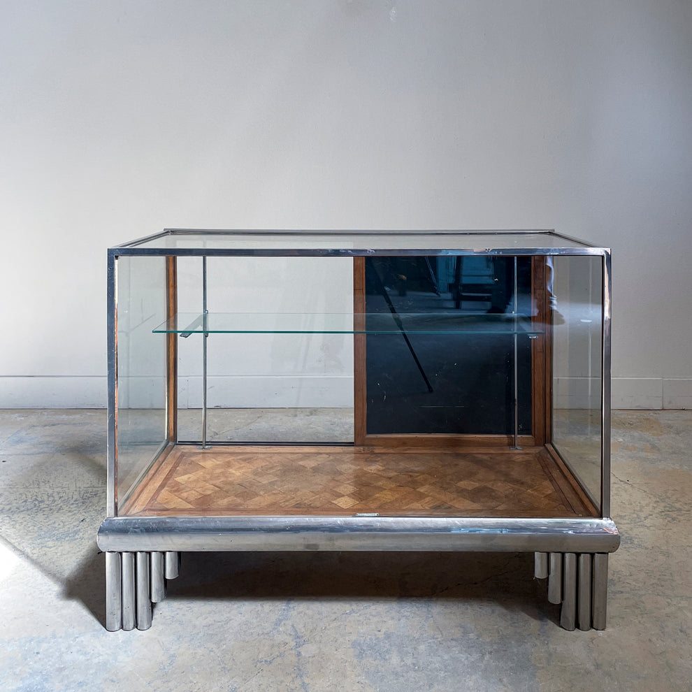 Art Deco Display – Sonoma Country Antiques